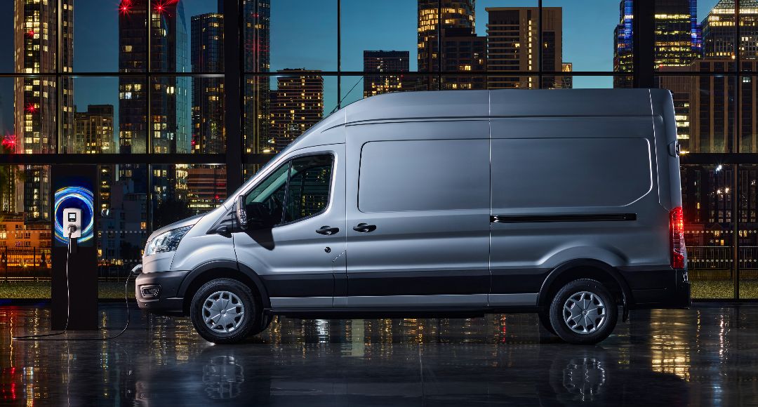 Transit vans to get safety upgrades and new SYNC 4 - Van Reviewer