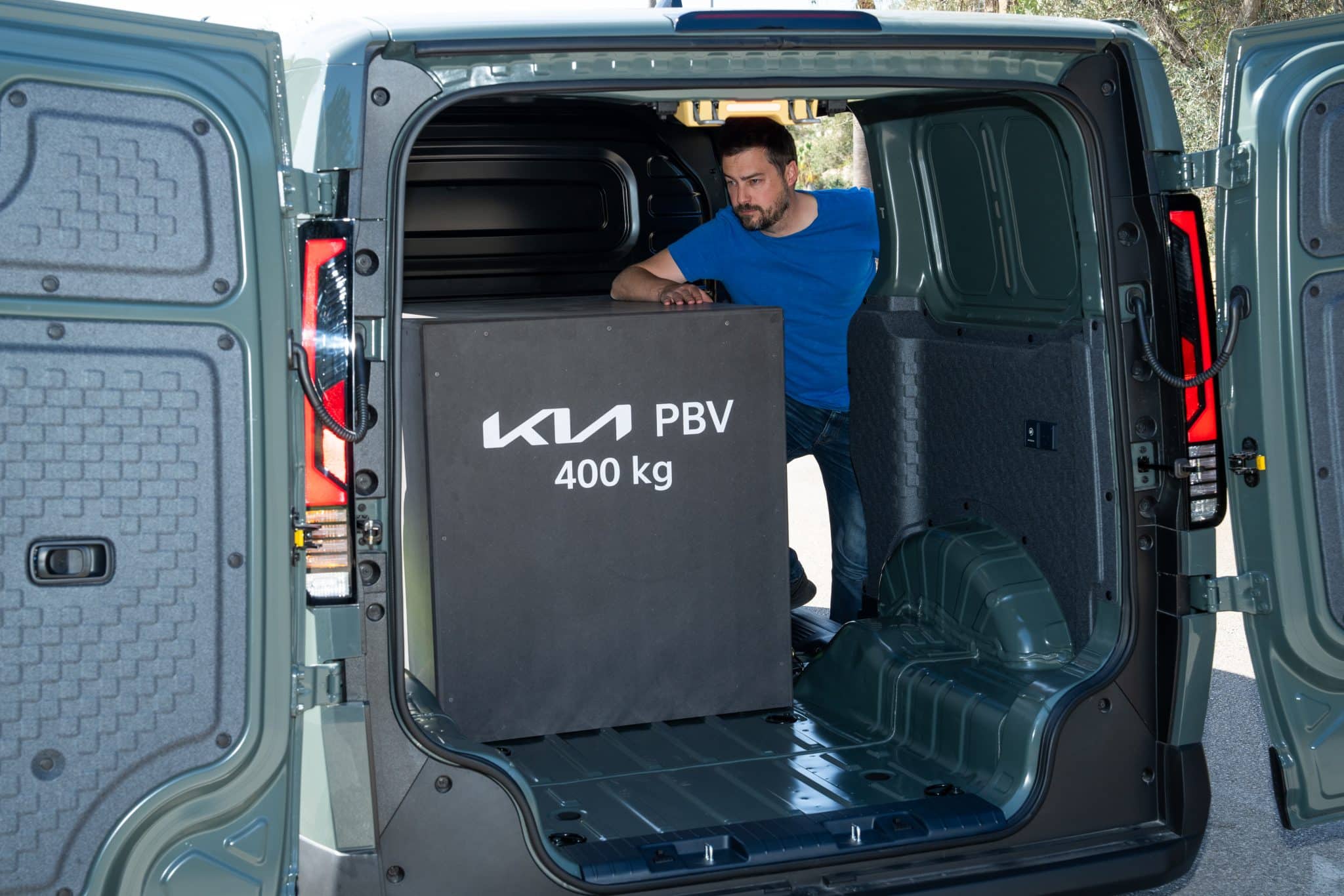 Kia PV5 van weights guide - Van Reviewer